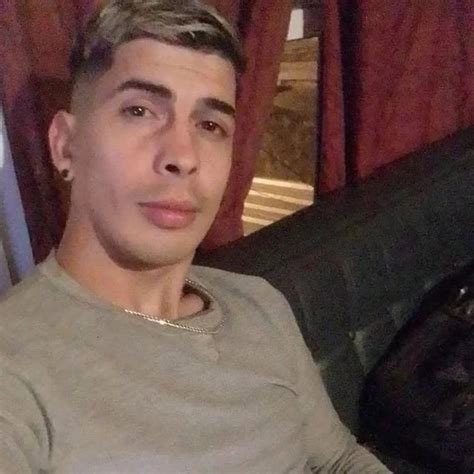 Sergio Leonel Tecobarber • Threads Say More