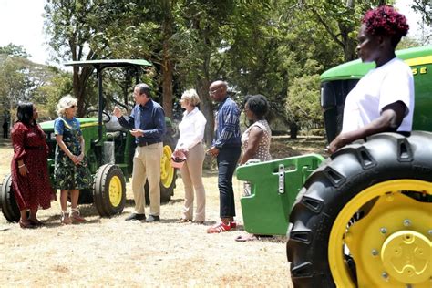 Jill Biden Talks Safe Sex Condoms With Kenyas Young Adults Pique