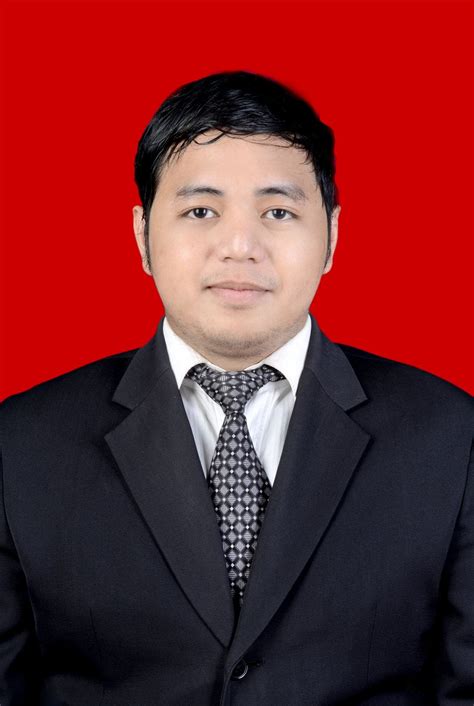 Dzulfaqar Aar Medium