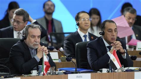 وزیر امور خارجه ایران در جده با ولیعهد عربستان سعودی دیدار کرد