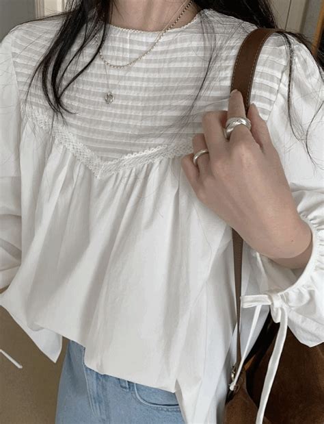 멜라운지 뉴모모 핀턱 블라우스리본블라우스하객룩데이트룩 에이블리