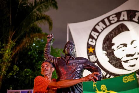Las Primeras Reacciones A La Muerte De Pelé En Imágenes Fotos