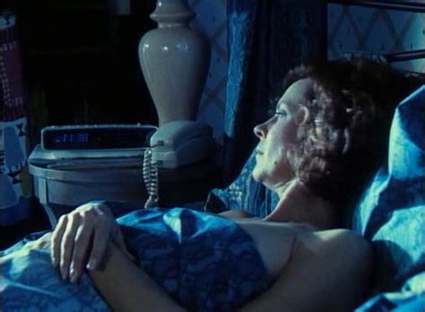 Nude Video Celebs Jobeth Williams Sexy Victim Of Love 1991