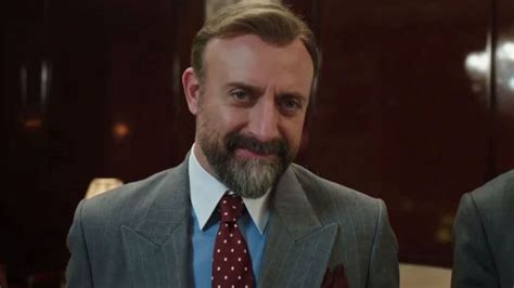 Halit Ergenç Biyografisi Dizileri Filmleri Bilinmeyenleri Ile Usta Oyuncunun Hayatı Mavi Kadın