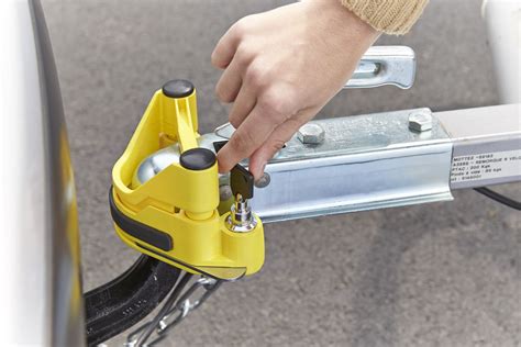 Mottez Diebstahlsicherung Für Wohnwagen Und Anhänger Permanente Sicherheit Mit Integriertem