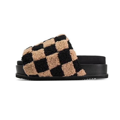 Roam Fuzzy Checker Stack Platform Black And Beige Faux Shearling R0am