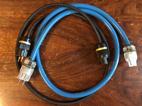 Сетевые кабеля для HiFi аудио аппаратуры