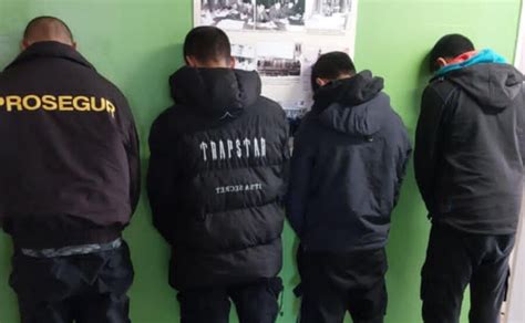 Шестима задържани при мащабна спец акция в Радомир След обиск откриха крадени вещи и