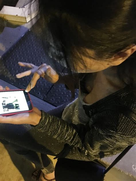 Milf Cleavage Spider