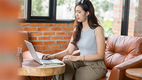 How Employee Insights Improve Workforce Productivity Farawayjobs