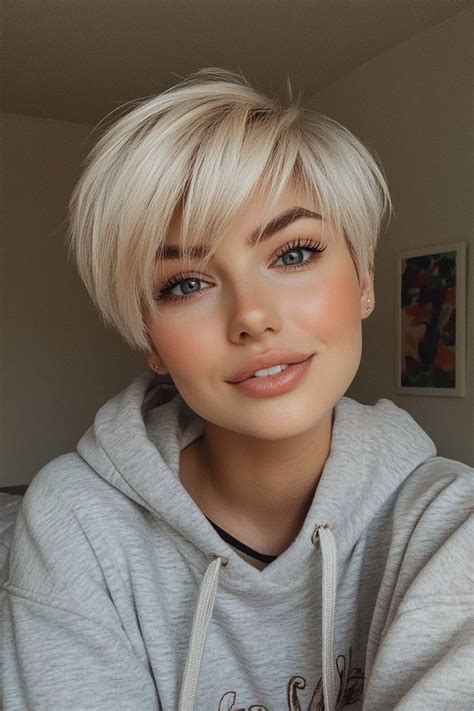 25 Chic Pixie Hairstyles For Thin Hair To Look Amazing In 2024
