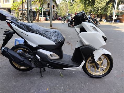 Ko Myo Lay ယနေ မင်္ဂလာ အနယ်နယ် အရပ်ရပ် က