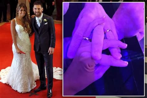 Lionel Messi And New Wife Antonella Roccuzzo Dance On Their Friends