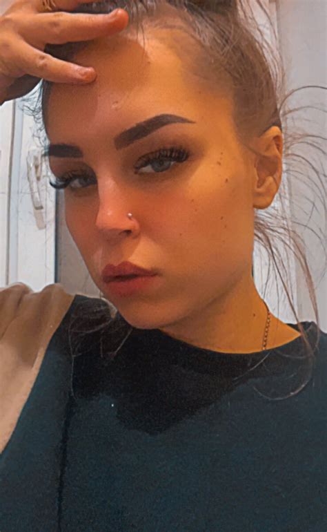 Modelo Webcam Alisewow Chat And Show De Sexo En Vivo Gratis Stripchat