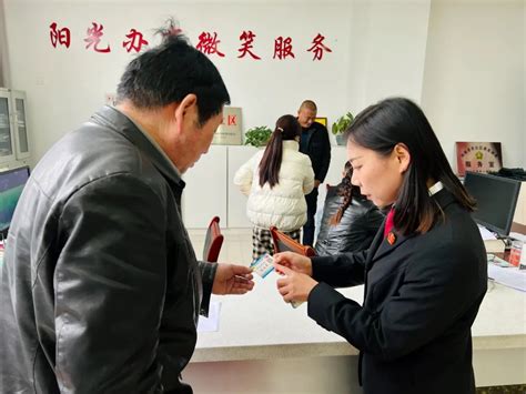 小小便民诉讼“连心卡” 架起司法为民“暖心桥”澎湃号·政务澎湃新闻 The Paper