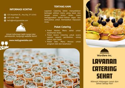 Gratis Contoh Brosur Makanan Keren Canva