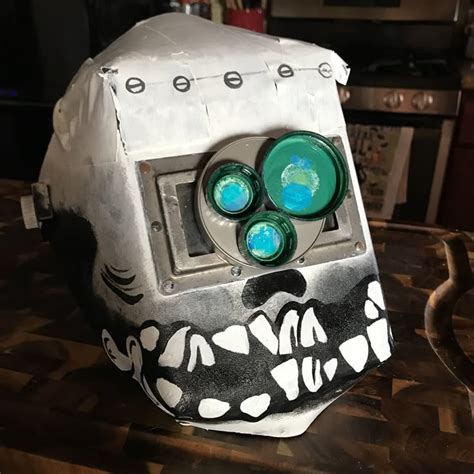 Pin By Laura Andersen On Lyngemt Coraline And Wybie Coraline Diy