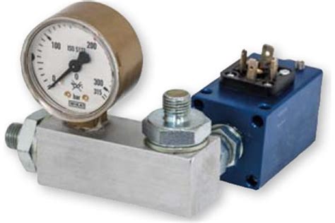 Регулятор давления с глицериновым манометром Flexbimec 0 300 бар 4265 выгодная цена отзывы