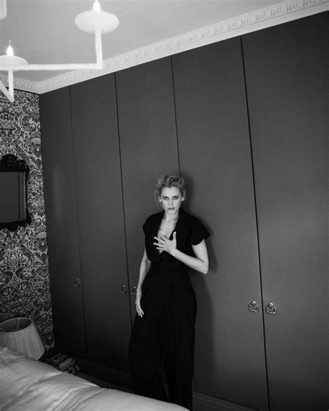 Фото Дениз Гоф 1980 3873080