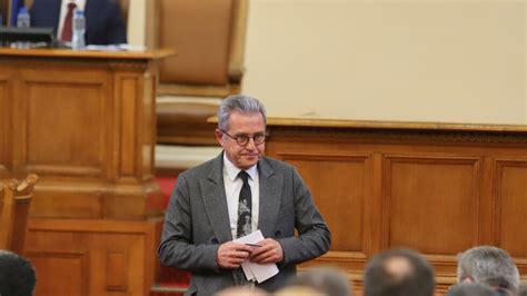 Цонев Добре е да има избори за да измете народът най голямото недоразумение Nova