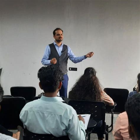 aneesh dighe on linkedin top 3 mistakes to avoid during a presentation