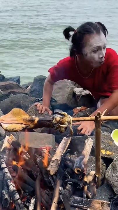 Si Bego Makan Squidward Shorts Komedi Youtube