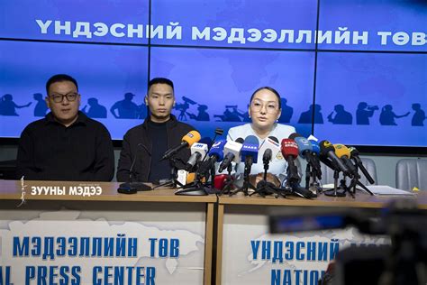 Б Ганцэцэг Албан хаагчийнхаа ажилласан жил гүйцэтгэсэн үүрэг торойгоод үлдсэн таван хүүхдийг