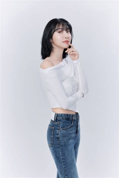 주현영 프로필 공개…시크 청순 오가는 미모 스타투데이