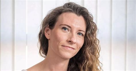 Expert Says Scheduling Sex Into The Calendar Can Save A Relationship Hull Live