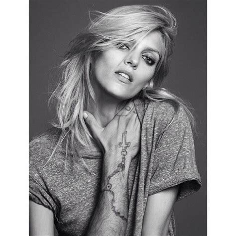 Stunning Beauty Of Anja Rubik