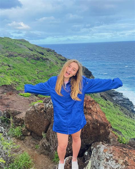 Abby Murray Abbbymurrayy • Instagram Photos And Videos