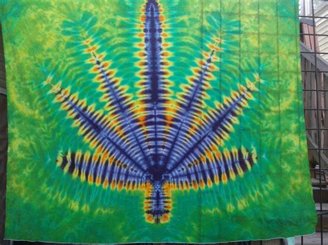 Folding Tie Dye Tapestry Patterns Tapestry Ideas 2020