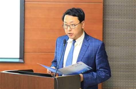 【新闻报】冯世庆教授担任天津市脊柱脊髓重点实验室主任 搜狐大视野 搜狐新闻