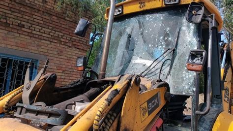 Получили более 30 звонков об обстрелах в полиции показали последствия обстрелов Никопольщины