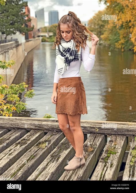 Too Short Skirts For Girls Too Short Skirts For Girls