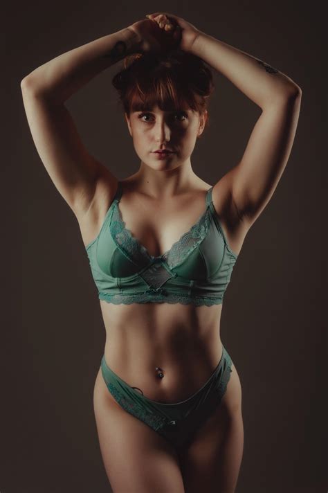 Moody Lingerie Rlingerielover