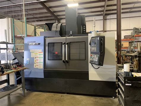 Used Doosan DNM 5700 CNC Vertical Machining Center 8069442