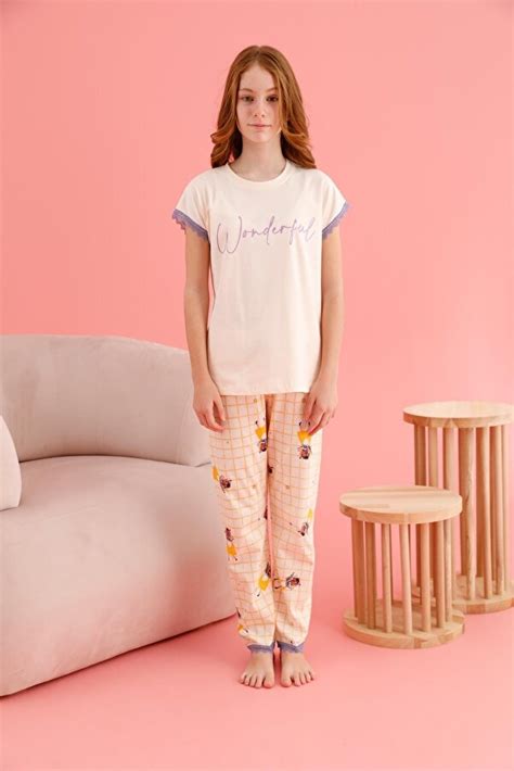 Sevim Girls Waiter Short Sleeve Vanilla Pajama Set Trendyol