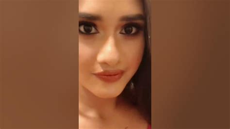 සාරගී නිල දෙනුවන් 🥵🥵 අහිංසකාවී පාරදිගේ බාන්ටී කෙල්ල Shortvideo Gossip Viralvideo