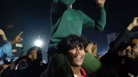 বুক চিন চিন করছে হায় মন তোমায় কাছে চায় নরসিংদী রায়পুরা পৌর মাঠ Youtube