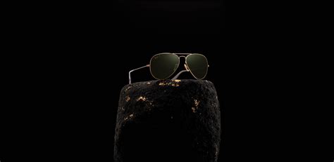 Ray Bans Iconic Aviator Sunglasses Are Now Available With Solid Gold