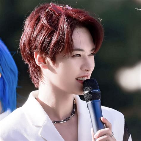 Lee Know Hair Color
