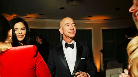 Of Course The Bezos Dick Pic Imbroglio Has A Trump Connection Vanity Fair