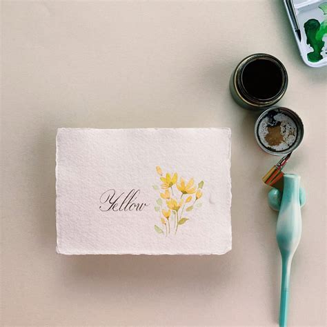 Yellow🌼🌼🌼 창밖을 보니 노란색이 잔뜩보여서 Lara캘리그라피 Lara Calligraphy