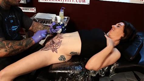 Vidéos Tatouage