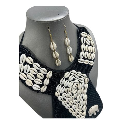 Womens Square Elephant Cowrie Shell Necklace Set