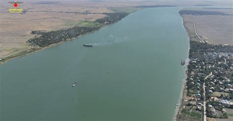 စစ်သင်္ဘော ၂ စီး၊ ဇက်ရေယာဉ် ၁ စီးတို့ကို အေအေက တိုက်ခိုက်