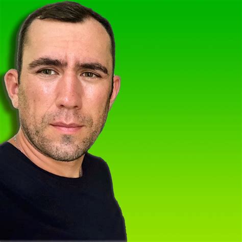 В последнее время я всё чаще замечаю что в социальных сетях снова начинают появляться видео с