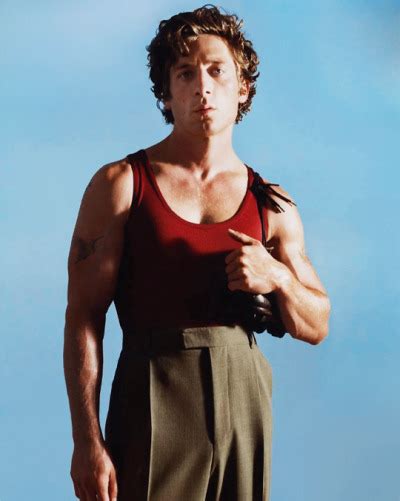 Jeremy Allen White Luke Gilford Ph For British Gq Tumbex