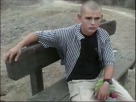 vídeos porno gay de chicos solos gratis películas sexo gay xhamster